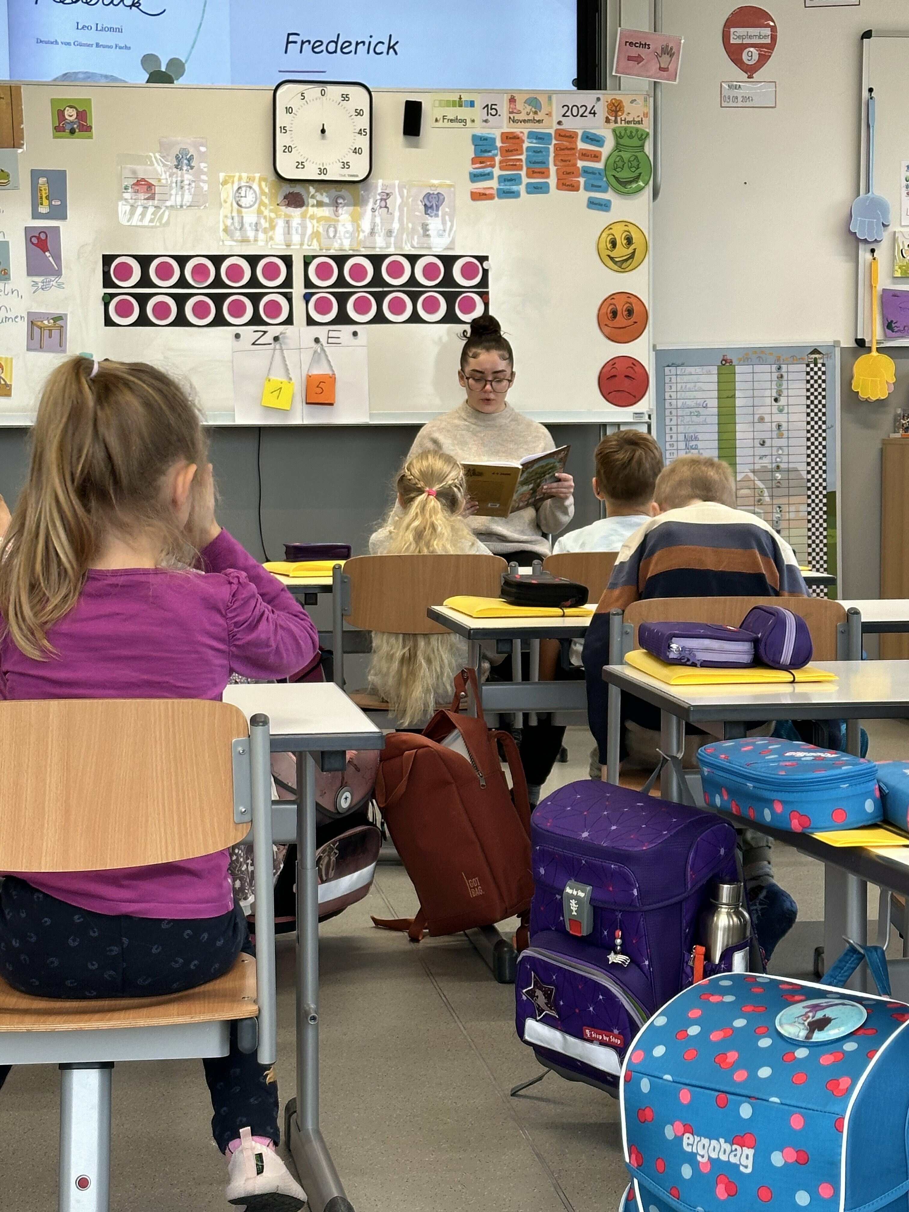 Docemus Privatschulen - Docemus Campus Blumberg begeistert Kinder am Vorlesetag